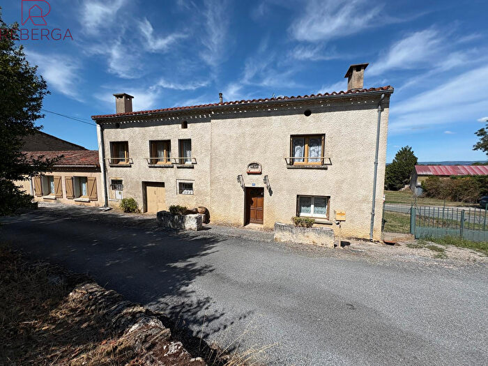 Maison 7 pièces à vendre à Saint-Affrique-les-Montagnes