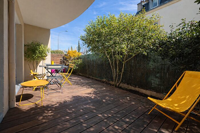 Asnières-sur-Seine, Centre-ville - Appartement 5 pièces à vendre
