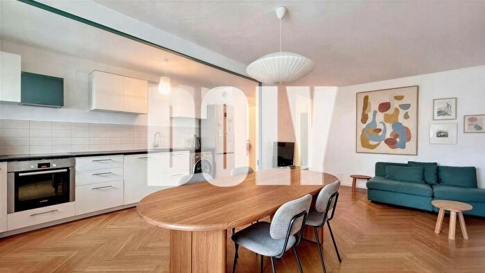 Appartement à vendre - Asnières-sur-Seine, Centre-ville - 3 pièces - 2 chambres