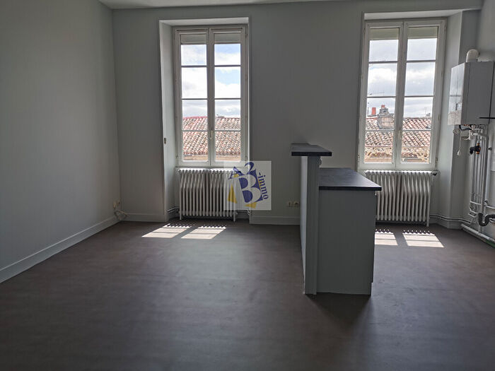 Appartement 3 pièces à louer - Angoulême, Victor Hugo
