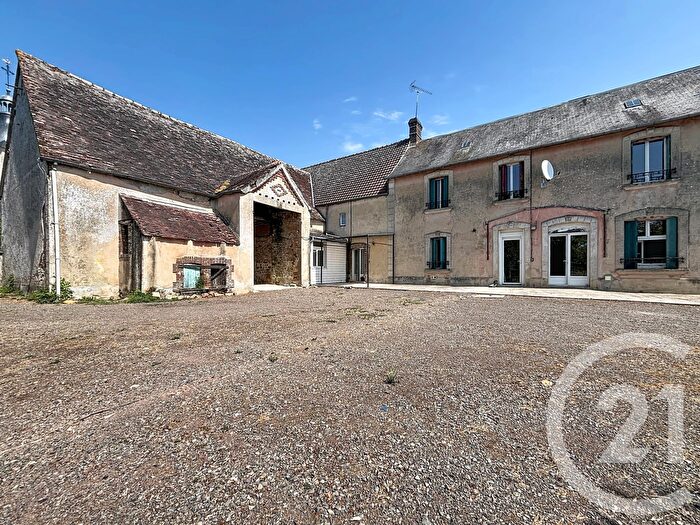 Maison 9 pièces à Le Cercueil, à vendre