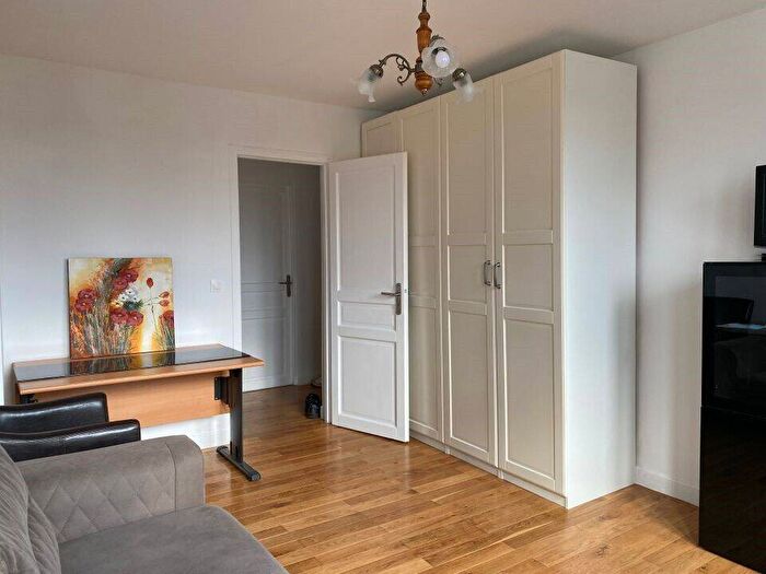 Appartement à louer - Peri, Joinville-le-Pont - 2 pièces - 1 chambre