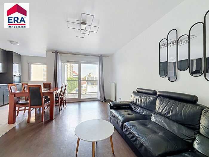 Ivry-sur-Seine, Petit Ivry : Appartement 3 pièces à vendre