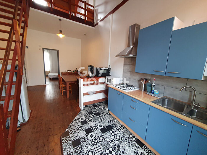 Appartement à louer - Talence, Saint-Genès, La Médoquine, Haut-Brion - 3 pièces - 2 chambres