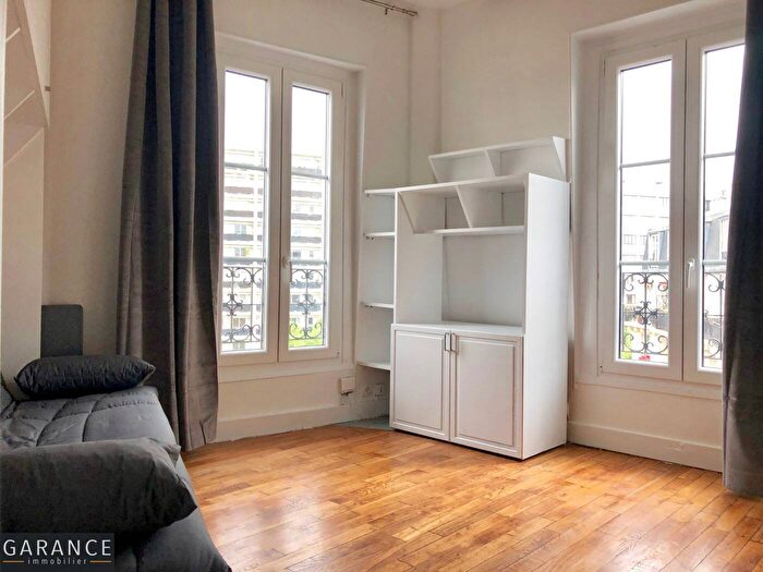 Appartement à louer - Bel-Air Sud, Paris ème arrondissement - 1 pièce