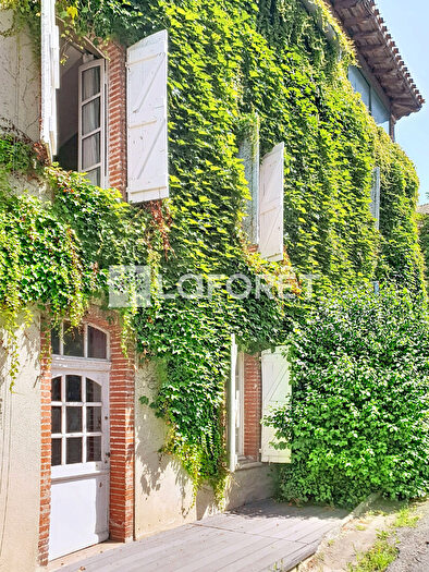 Monclar-de-Quercy : Maison 5 pièces à vendre