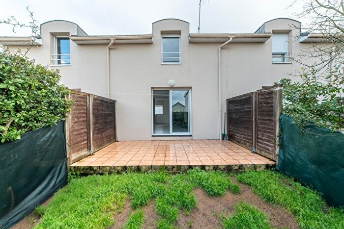 Maison à louer - Couëron, Centre-ville, Ardillets - 3 pièces - 2 chambres