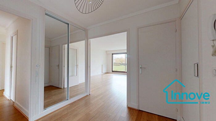 Appartement à louer - Versailles - 6 pièces - 4 chambres