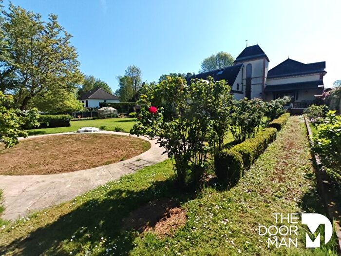 Maison à vendre - Épernon - 12 pièces - 7 chambres