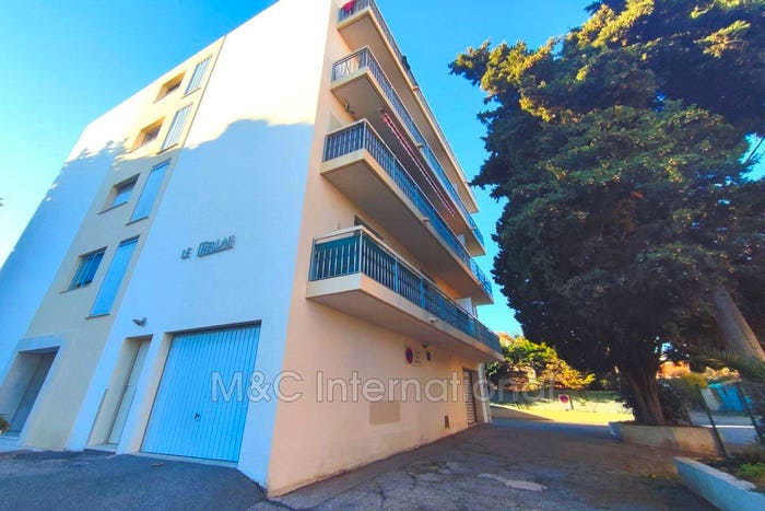 Pagane, Antibes : Appartement 2 pièces à louer