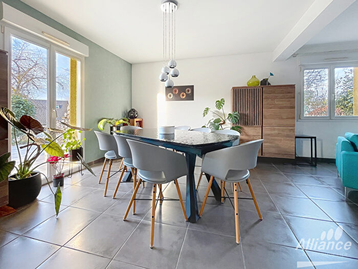 Maison à vendre - Vandoncourt - 6 pièces - 5 chambres