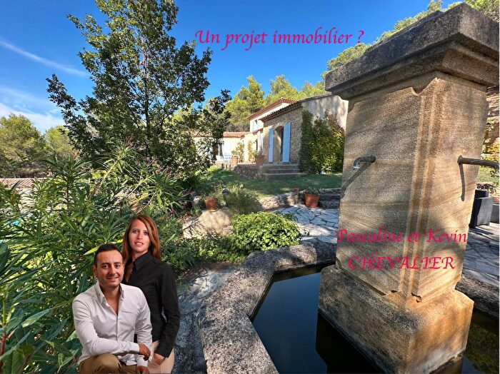 Maison à vendre - Rognes - 7 pièces - 6 chambres