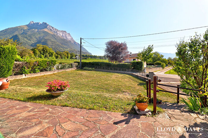 Saint-Pierre-d'Albigny : Maison 5 pièces à vendre