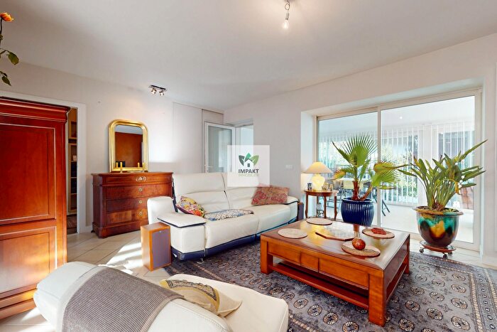 Maison à vendre - Hoenheim - 7 pièces - 5 chambres