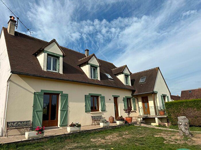 Maison à vendre - Coulonges-les-Sablons - 8 pièces - 5 chambres