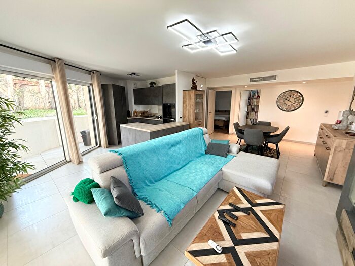 Appartement 4 pièces à Fréjus, Centre-ville, à vendre