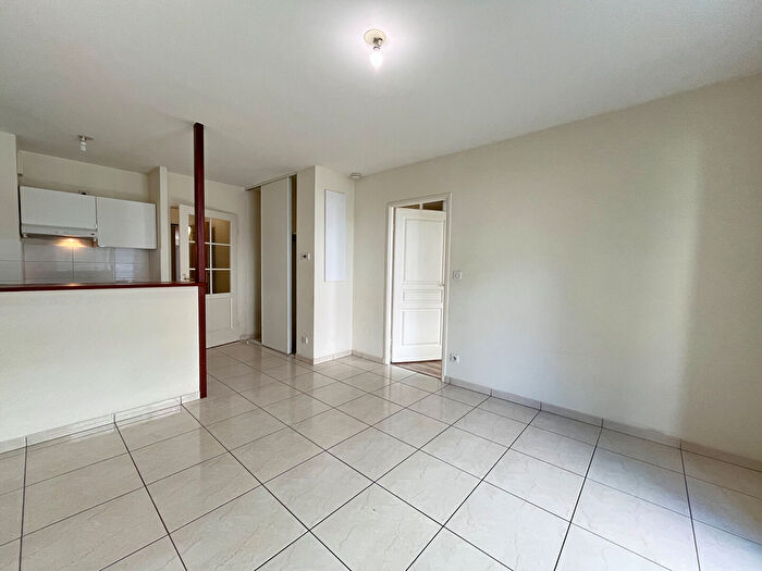 Appartement à vendre - Orléans, Faubourg Saint-Jean - 2 pièces - 1 chambre