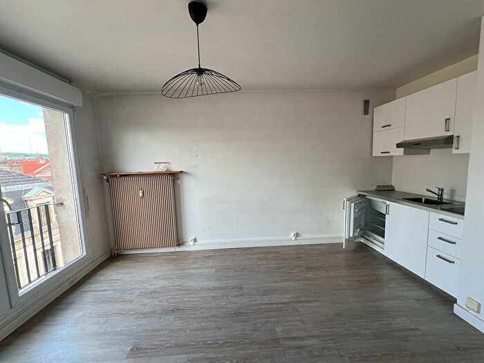 Nancy, Centre-ville, Charles III : Appartement 1 pièce à louer