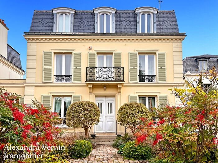 Maison à vendre - Saint-Germain-en-Laye, Alsace, Péreire - 9 pièces - 6 chambres