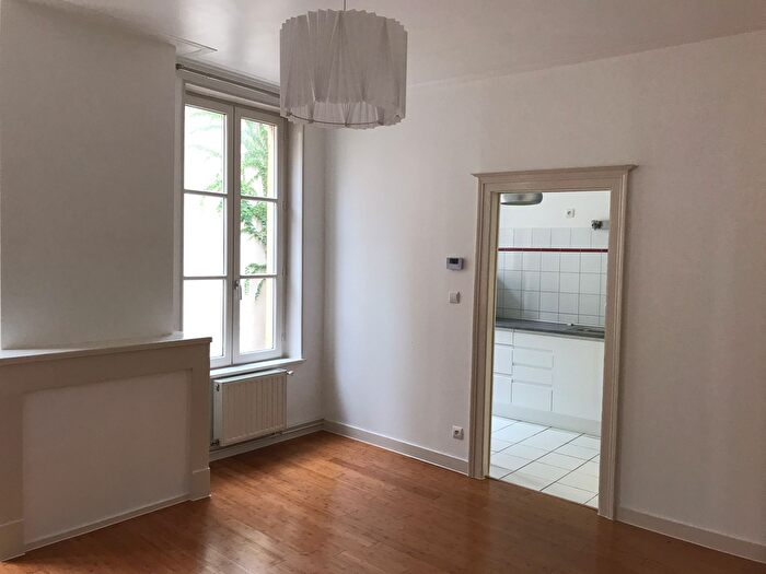 Appartement à louer - Metz, Ancienne ville - 1 pièce