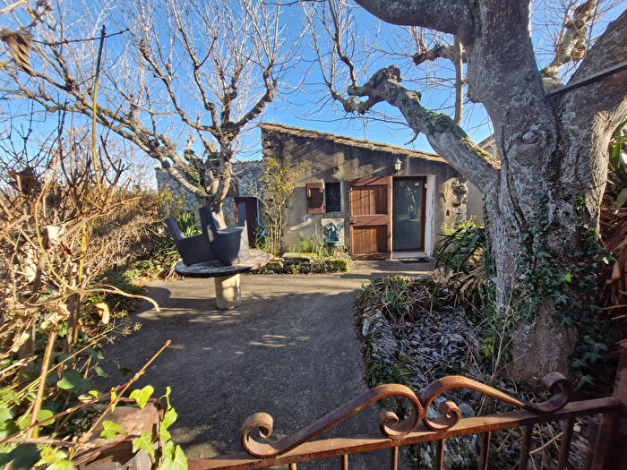 Maison à vendre - Castellet - 2 pièces - 1 chambre