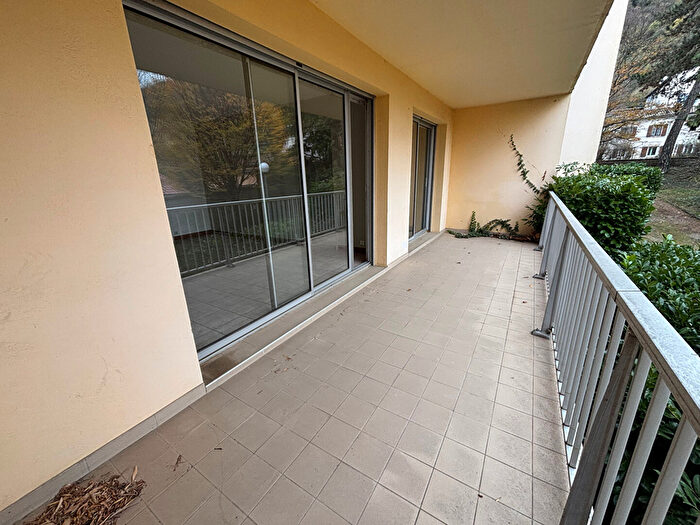 Appartement à louer - Vienne, LIsle - 4 pièces - 3 chambres