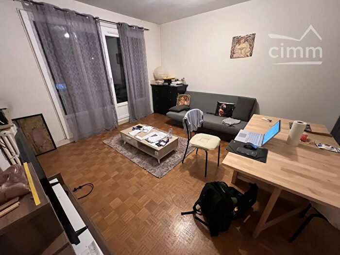 Appartement à vendre - Grenoble, Eaux-Claires, Mistral - 2 pièces - 1 chambre