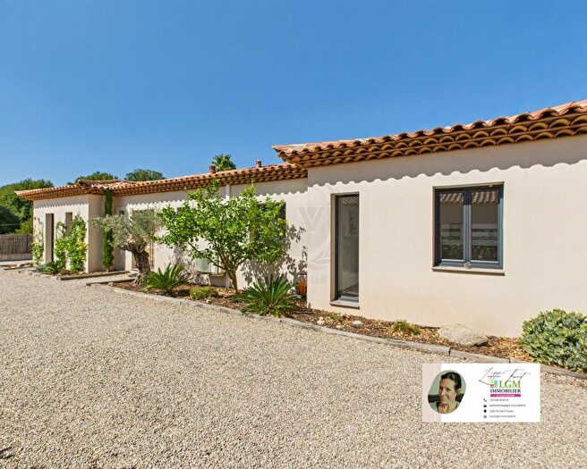 Maison à vendre - Le Plan-de-la-Tour - 5 pièces - 4 chambres