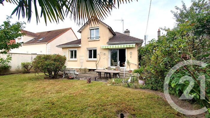 Maison à vendre - Étampes, Saint-Pierre - 6 pièces - 4 chambres