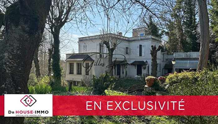 Maison 10 pièces à Follainville-Dennemont, à vendre