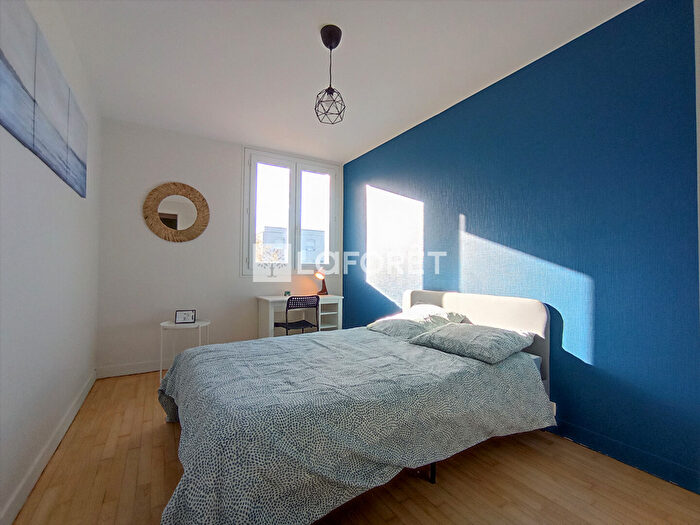 Appartement à louer - Quartiers Nord-Ouest, Villejean - 4 pièces - 3 chambres