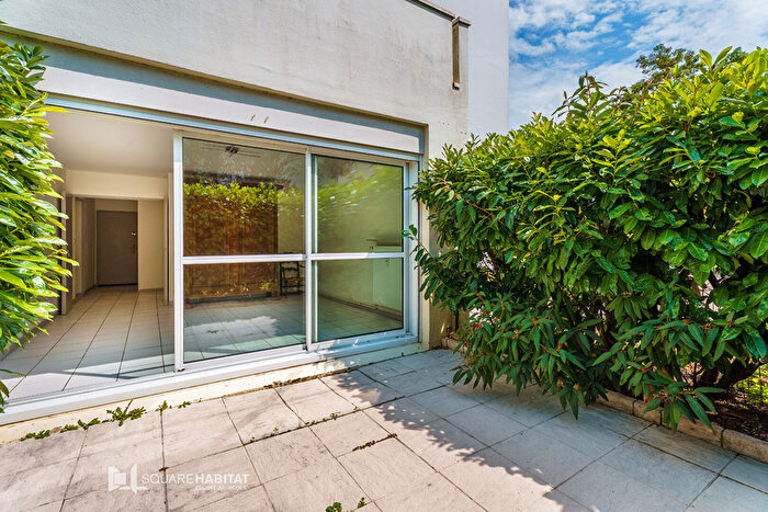 Appartement à vendre - Beaune, Saint-Jacques - 3 pièces - 2 chambres