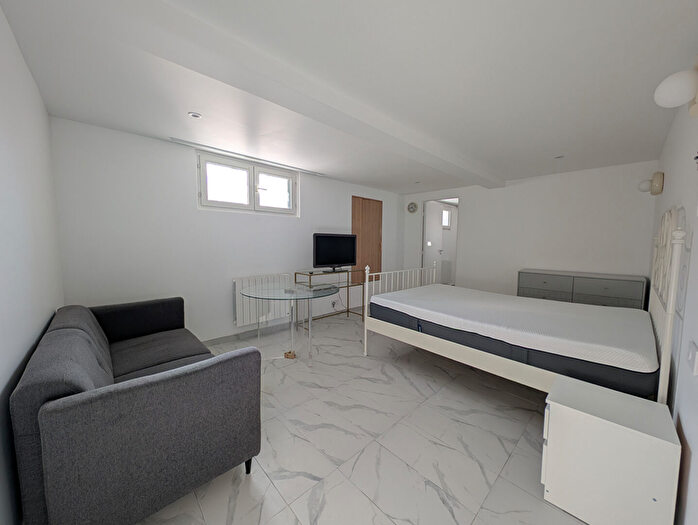 Appartement à louer - Houilles, Les Belles-Vues - 1 pièce