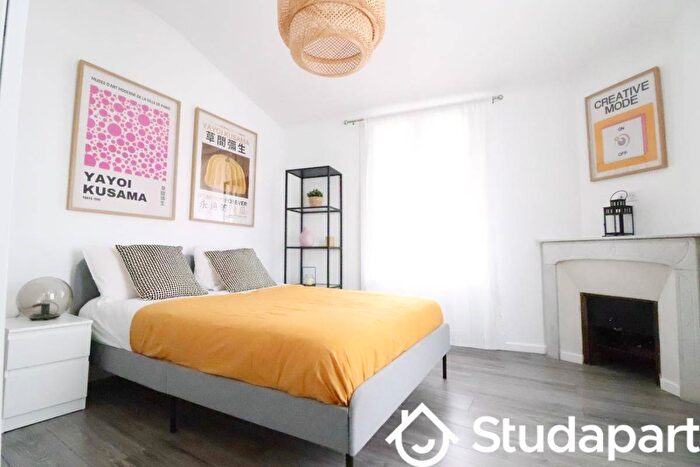 Appartement à louer - Acropolis, Nice - 1 pièce - 4 chambres