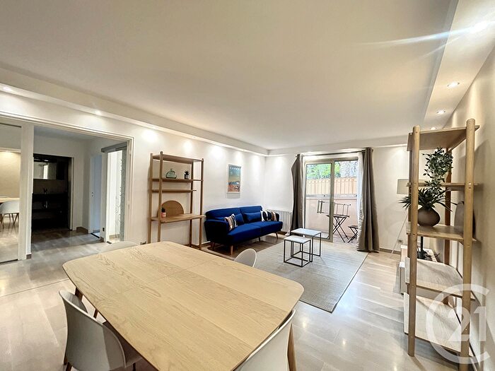 Appartement à louer - Le Cannet, Bas Cannet - 2 pièces - 1 chambre