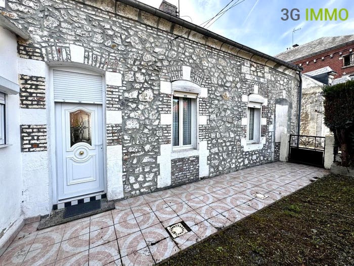 Ferrière-la-Grande - Maison 5 pièces à vendre