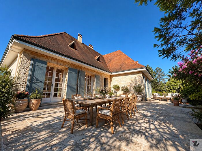 Maison 5 pièces à Cours-de-Pile, à vendre