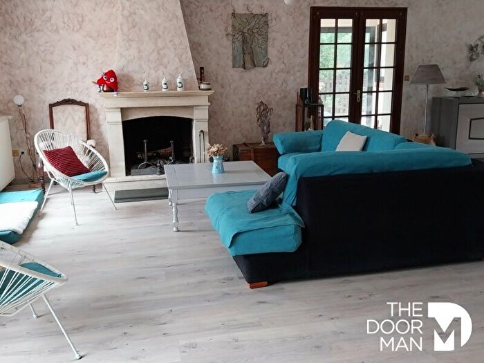 Maison à vendre - Saint-Florent-sur-Cher - 8 pièces - 6 chambres