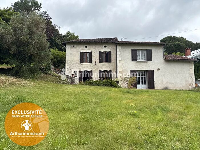 Maison à vendre - Saint-Astier - 4 pièces - 3 chambres