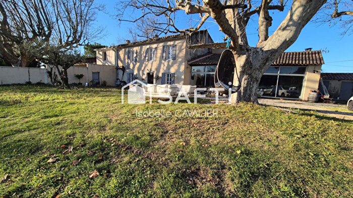 Maison à vendre - Mollégès - 8 pièces - 4 chambres