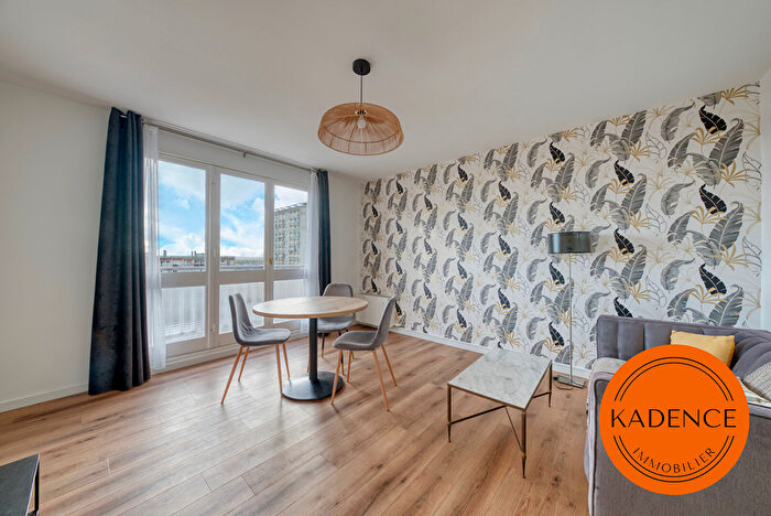 Appartement à vendre - Quartiers Nord-Ouest, Villejean - 4 pièces - 3 chambres