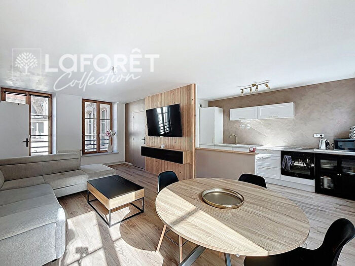 Appartement à vendre - Boulogne-sur-Mer, Vieille ville, Dernier Sou, Vieil Atre - 2 pièces - 1 chambre