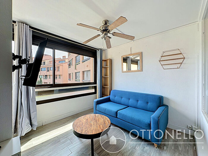 Appartement 2 pièces à vendre - Fréjus, Villeneuve