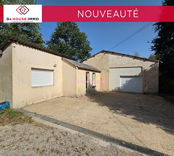 Montbizot : Appartement 10 pièces à vendre