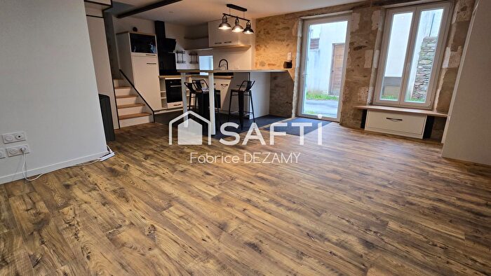 Maison à vendre - Mareuil-sur-Lay-Dissais - 4 pièces - 3 chambres