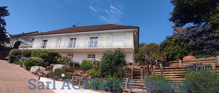 Maison à vendre - Joigny - 5 pièces - 4 chambres