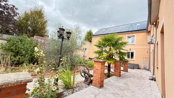 Maison 20 pièces à vendre à postalCode
