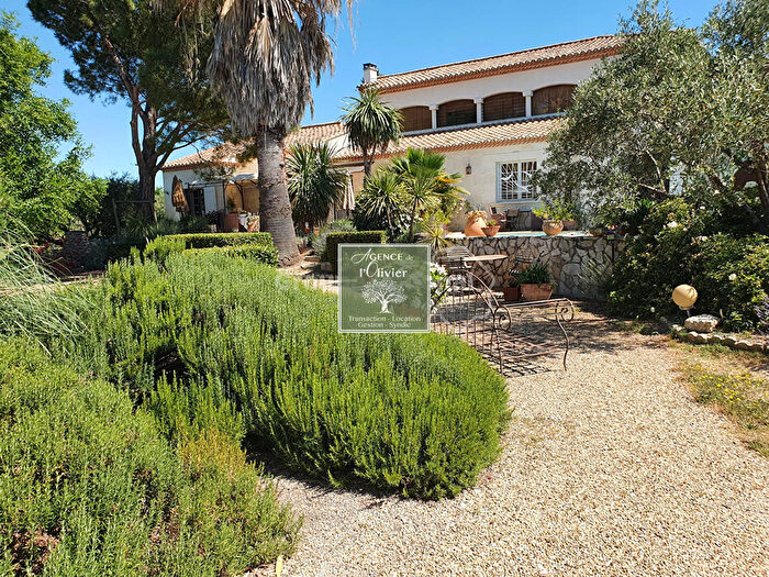 Maison 6 pièces à vendre à Beaucaire