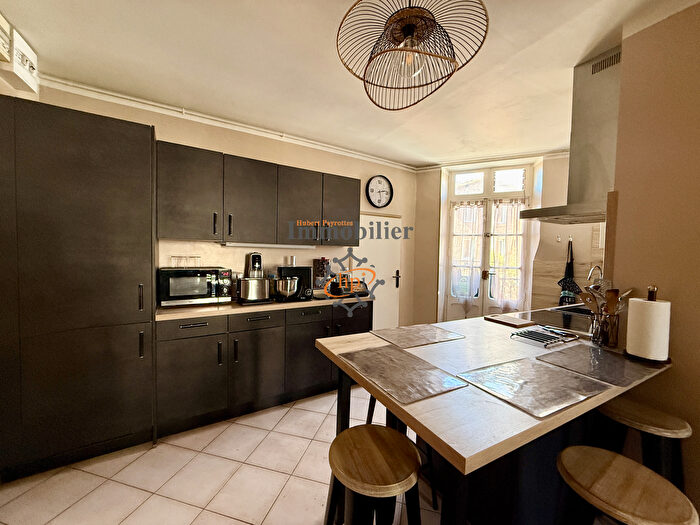 Appartement à vendre - Saint-Affrique - 5 pièces - 4 chambres