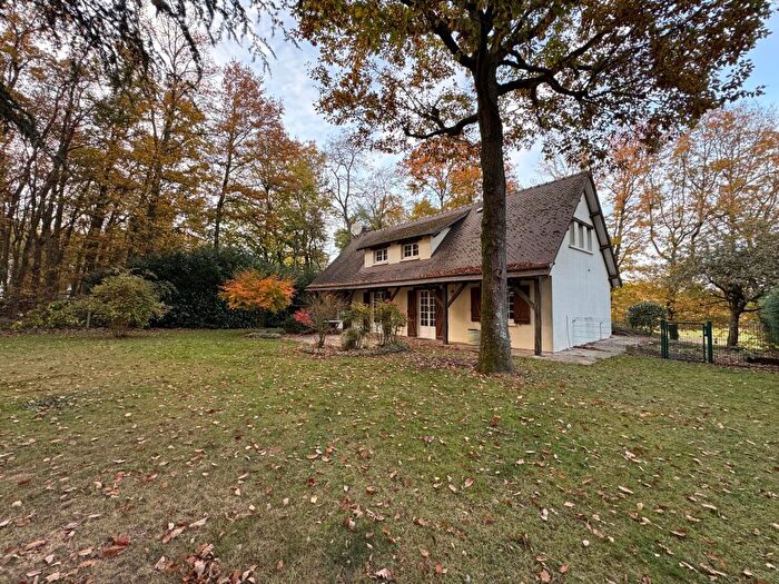 Maison à louer - Saint-Georges-sur-Eure - 5 pièces - 3 chambres